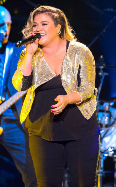 Kelly Clarkson - BBW Wiki